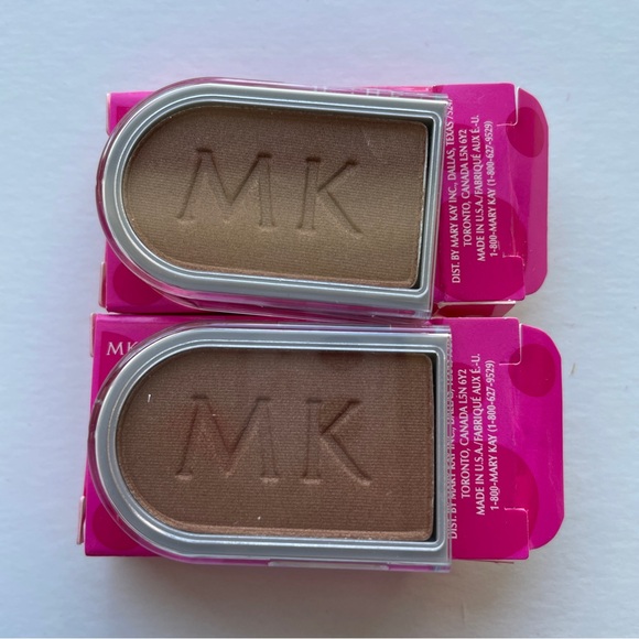 Mary Kay | Makeup | Gold Leaf Mary Kay Signature Eye Color Shadow Lot ...